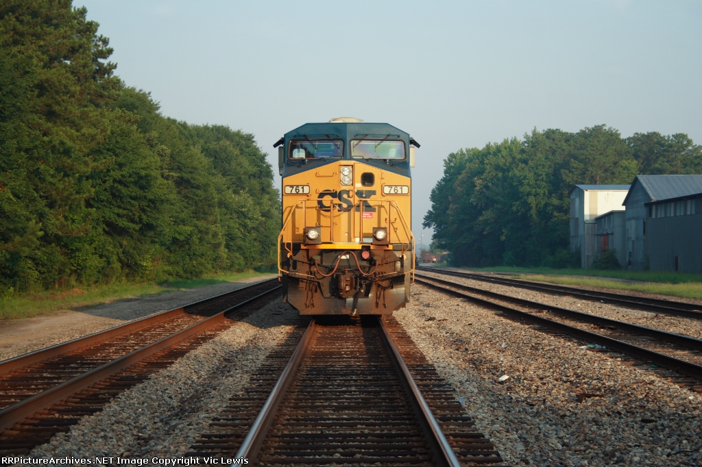 CSX 761 resting at the NE of Florence Yard